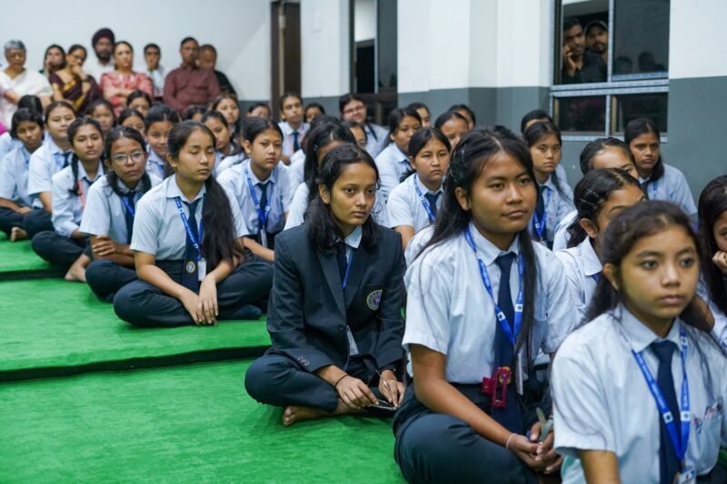 About Us – DR RK SCHOOL